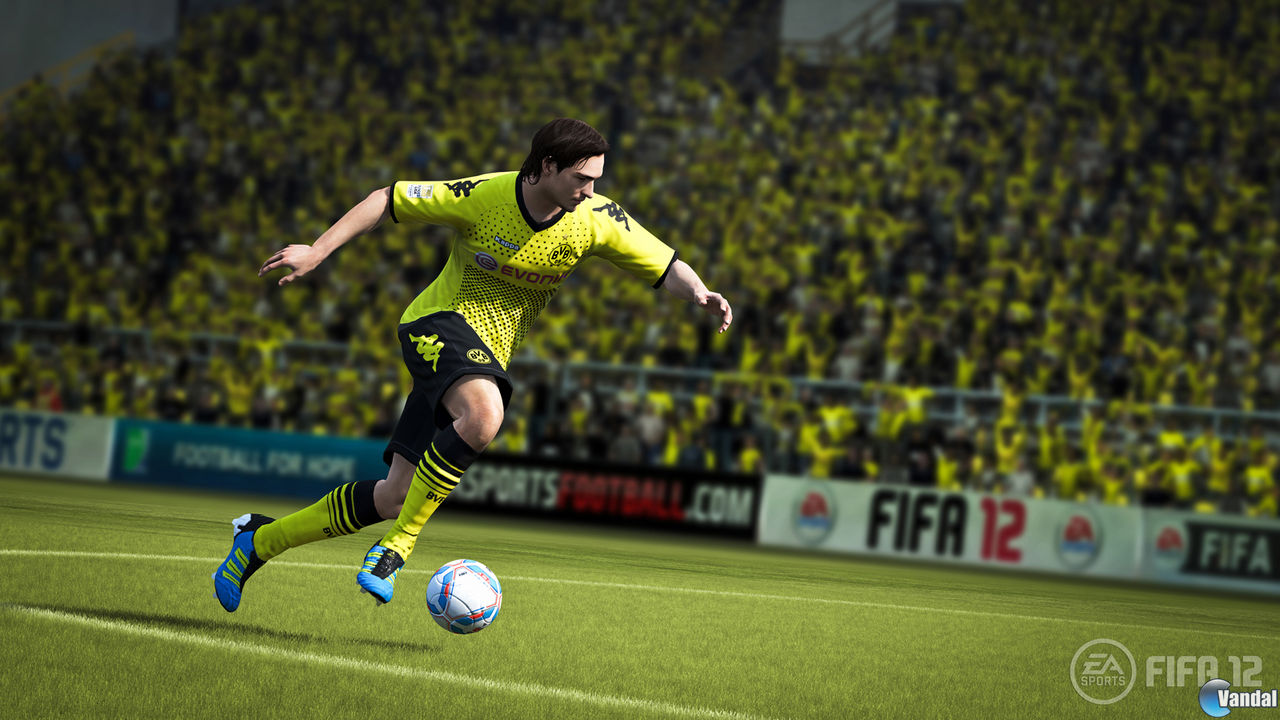 FIFA 12 - Videojuego (PS3, Xbox 360, PC, PS2, Nintendo 3DS, iPhone, PSP ...