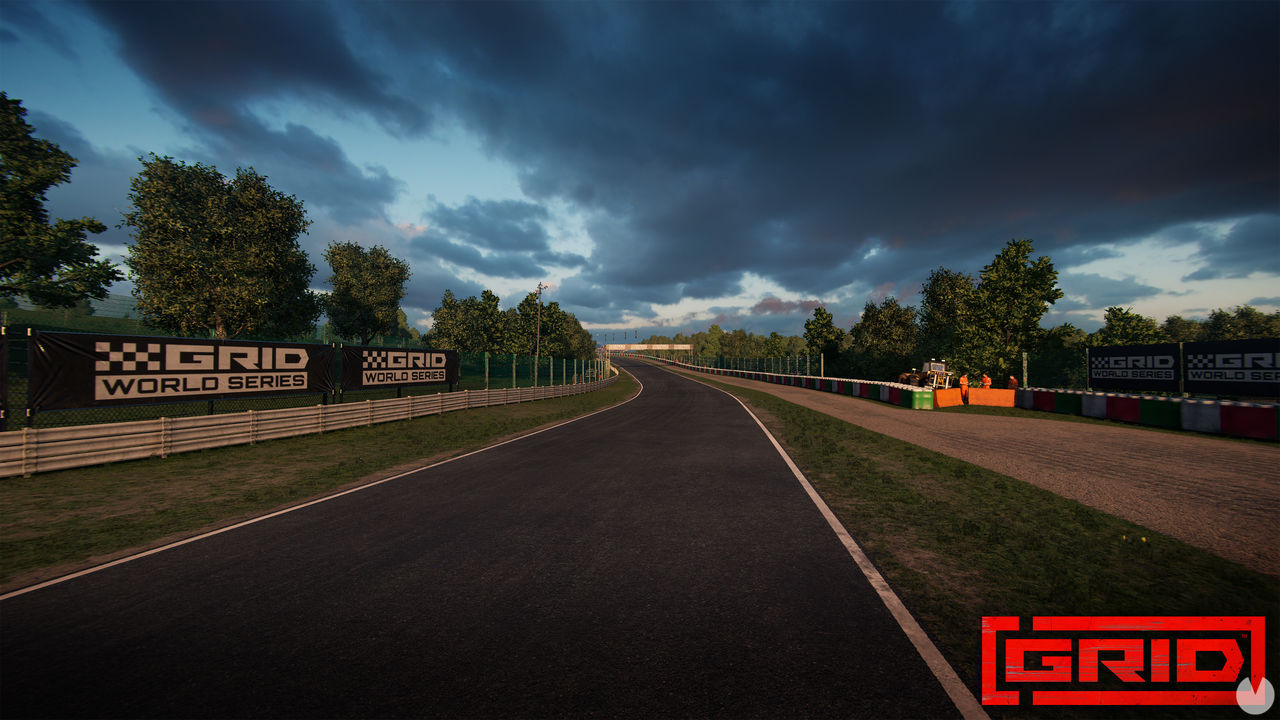 GRID - Videojuego (PS4, Xbox One y PC) - Vandal